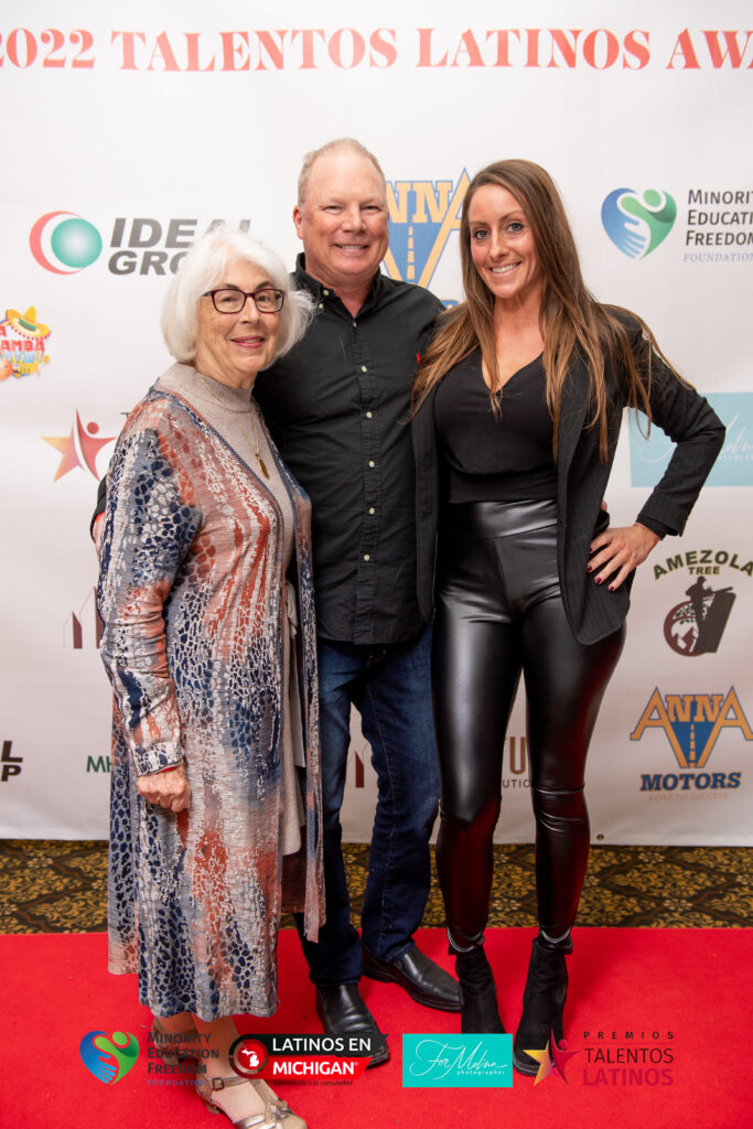 Talentos Latinos Awards Honors Unsung Heroes - EL CENTRAL Hispanic News