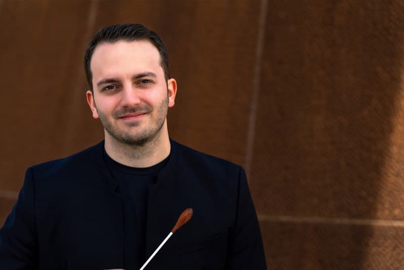 Detroit Opera Appoints Mexican-born Conductor Roberto Kalb as Music ...