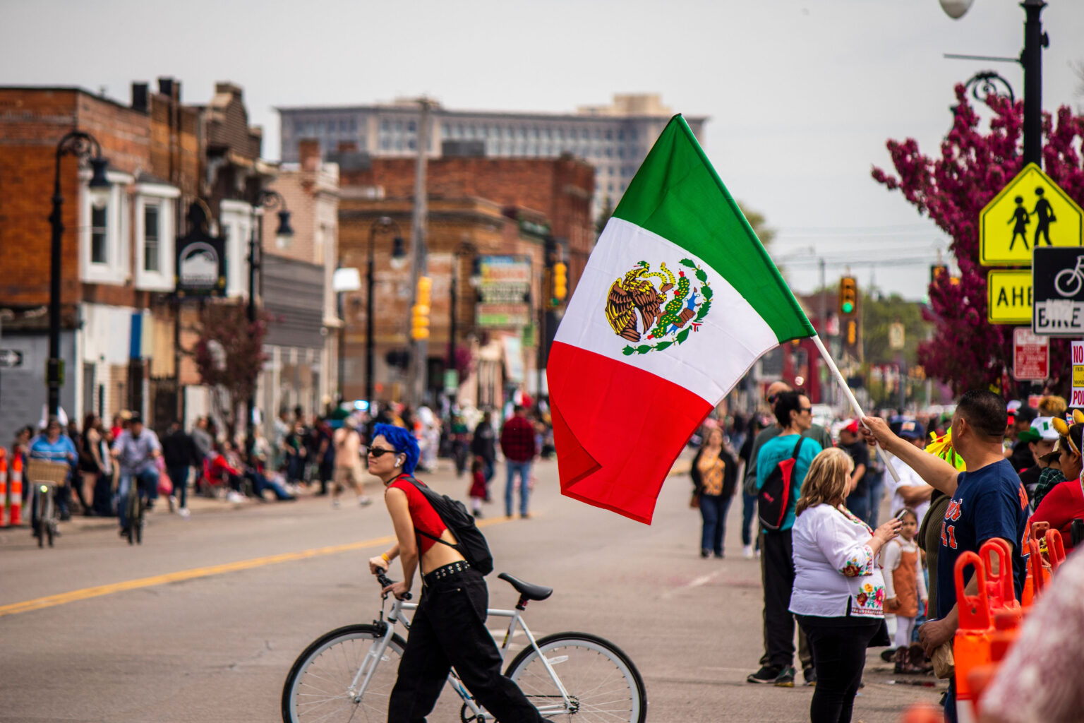 Viva La Fiesta! Southwest Detroit celebrates 59 years of the Cinco de ...