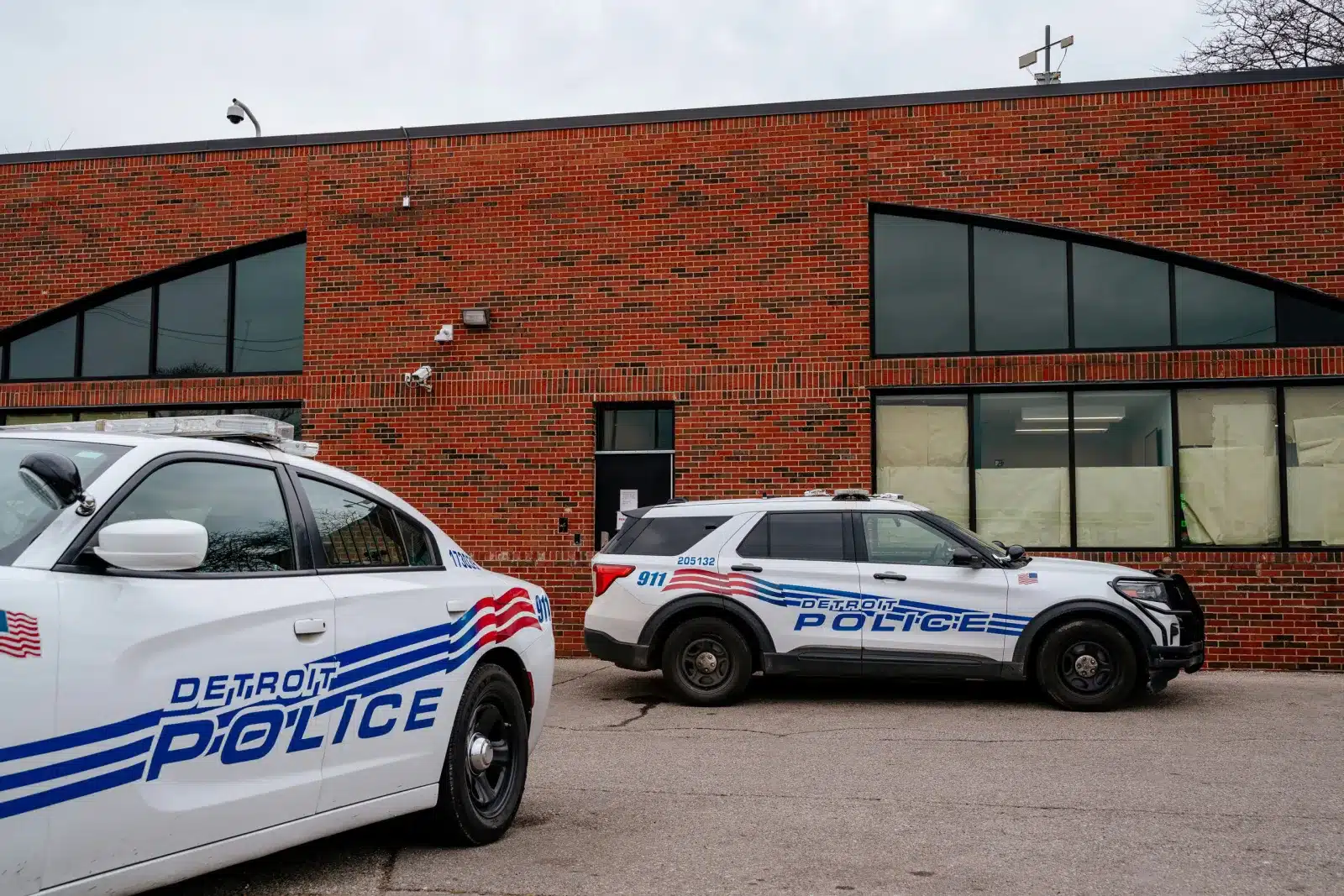 Majority of Detroiters say they face challenges with safety ...
